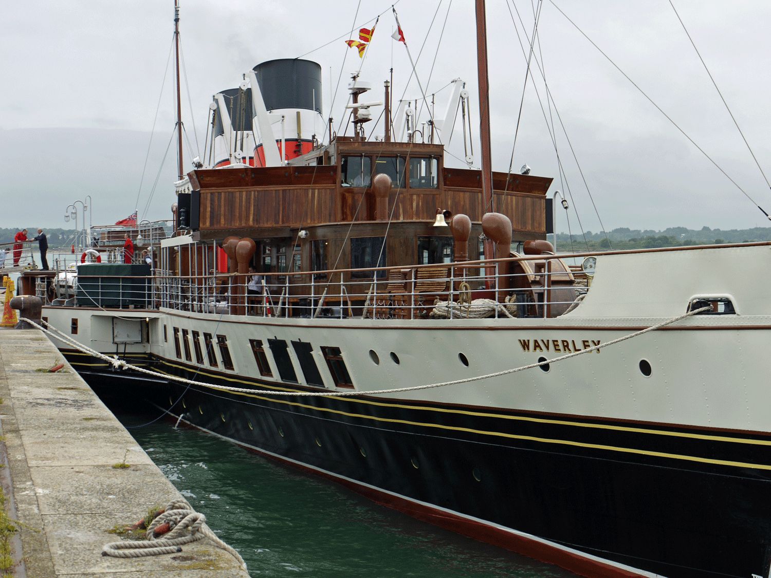 Country File: Waverley Paddle Steamer