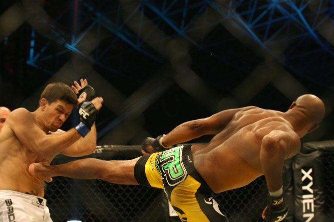 7 vezes 9: The Spider, UFC 112 e a humildade