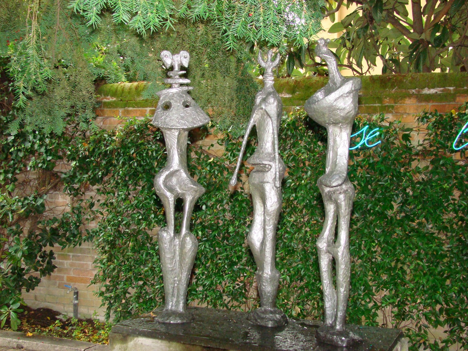 Every Picture Tells A Story: Peggy Guggenheim Collection
