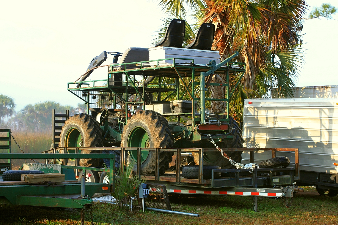 BLUE ROADS AND BOONDOCKING: Christmas Day in the Florida Everglades