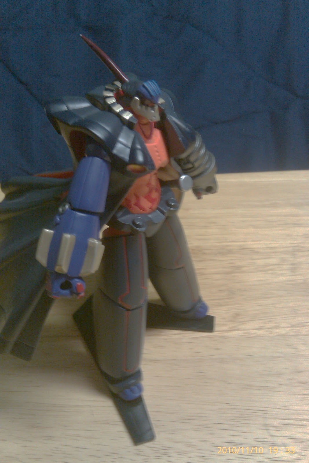 Getter Newtype Reviews: Revoltech - Dix-Neuf