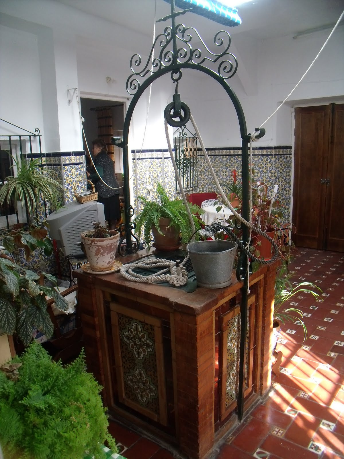 CORRAL DEL TRAPITO: "ALJIBE O AL-YIBAB"