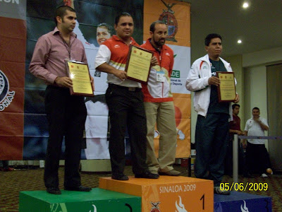 EL ESCAQUE DEL CHAPULIN: EL RETORNO A CASA