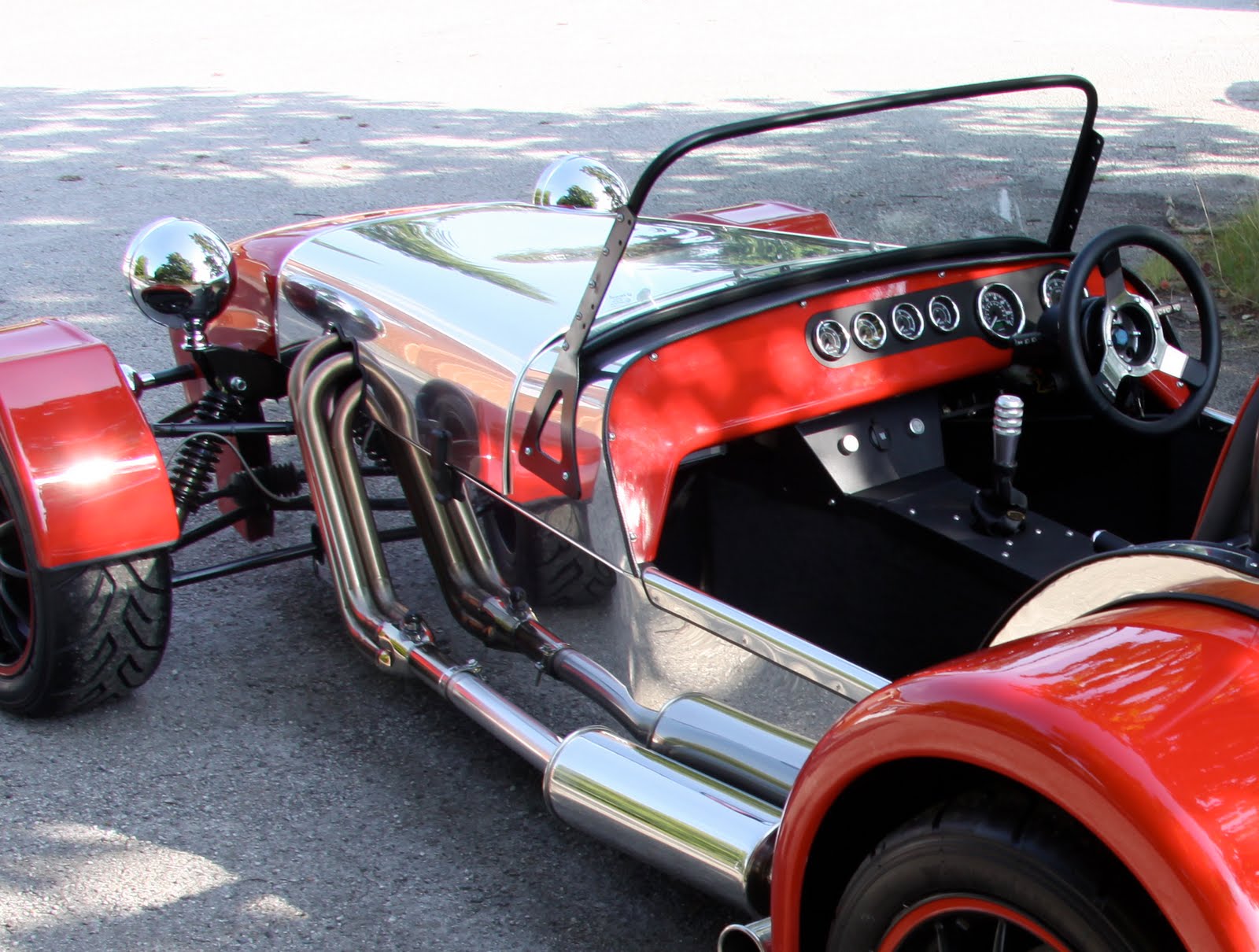 Great British Sports Cars Ltd: NEW ZERO DASH IN THE ZERO DEMONSTRATOR