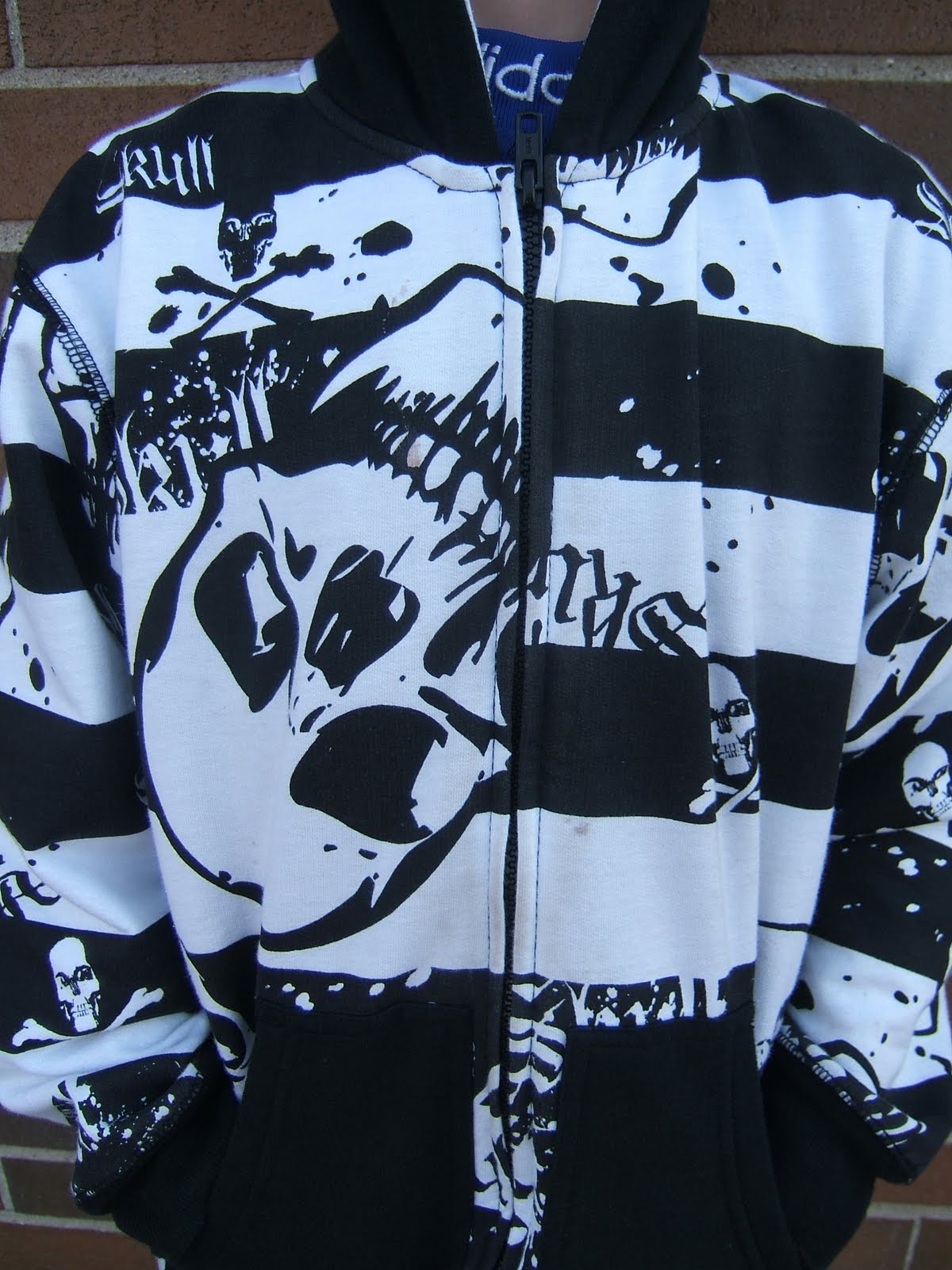 Square With Flair: Skull and Crossbones; the macabre fashion shows no ...