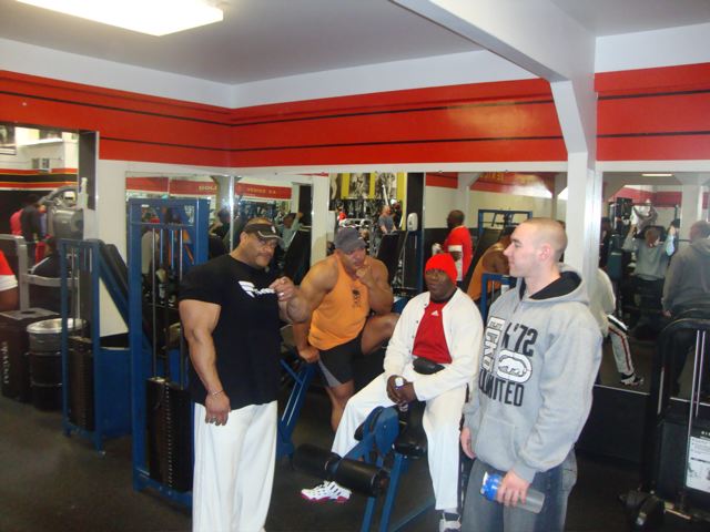 ERIC DILAURO ELITE PHYSIQUE & NUTRITION PERFORMANCE COACH : 300lb Big ...