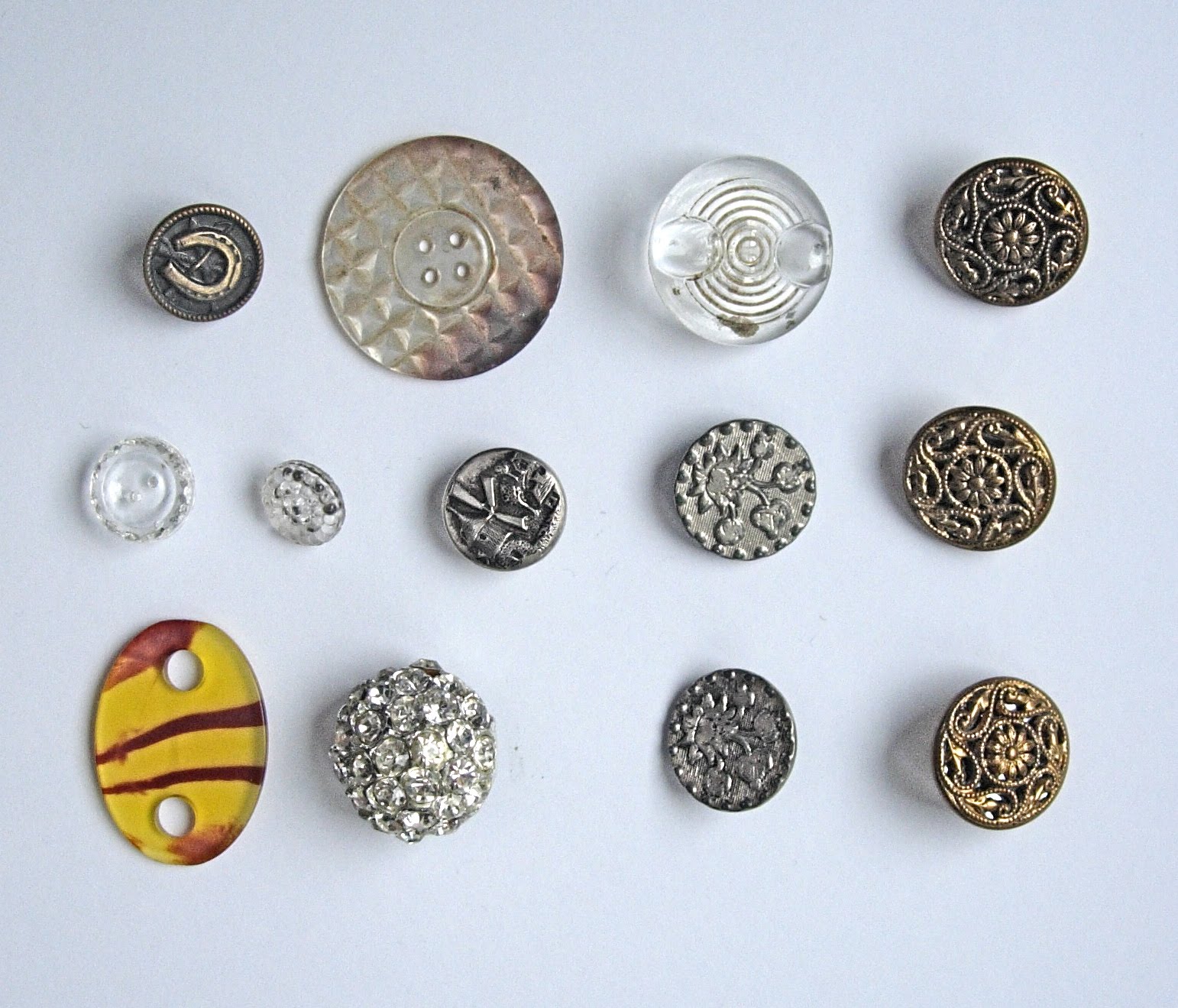 Vintage Hoard: Neat Button Find
