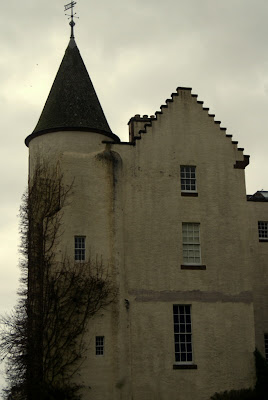 Light and Dark: Cortachy Castle