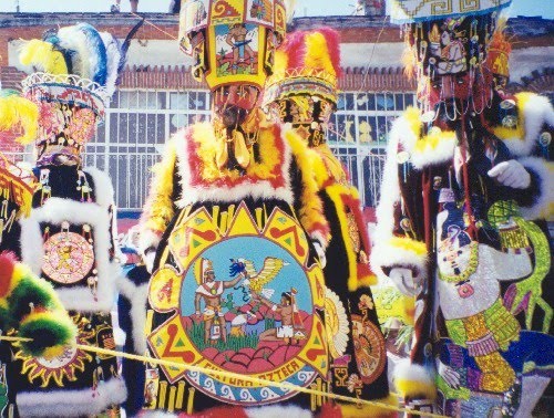 TRADICIONES Y COSTUMBRES MEXICANAS
