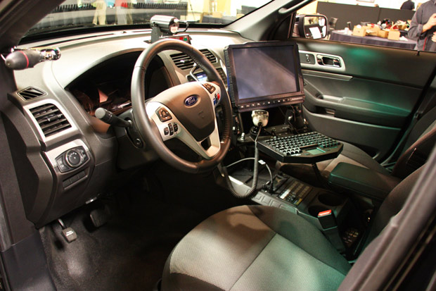 Ford Explorer Police Interceptor Utility | Guyz World