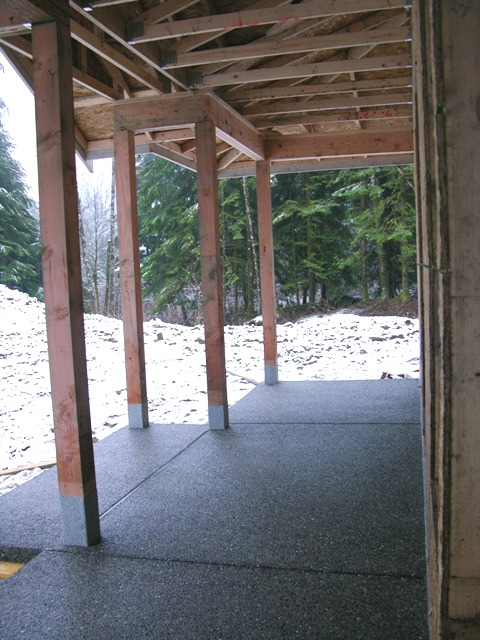 Building A Craftsman Style Farmhouse: We Have A Roof... And Deck!