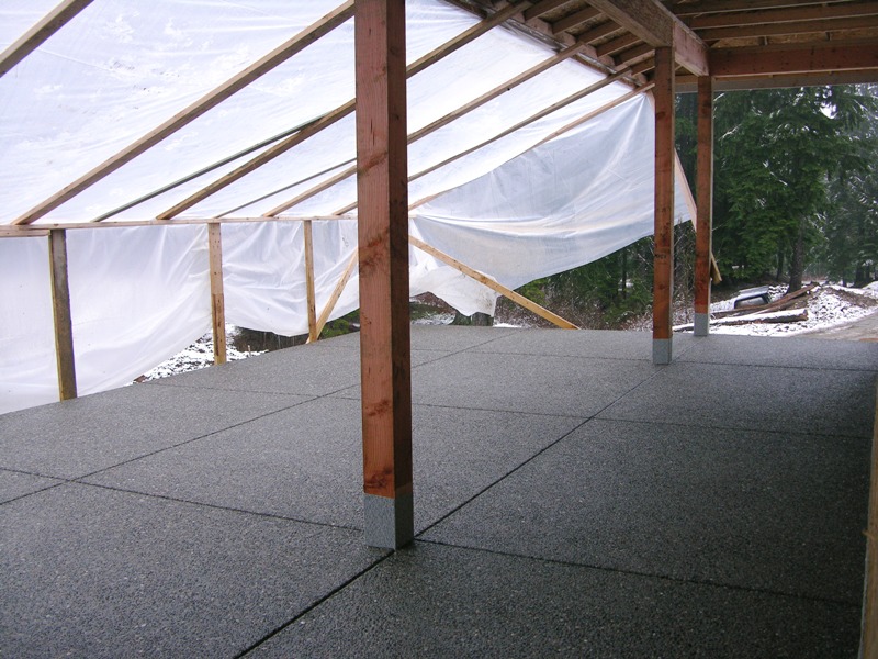 Building A Craftsman Style Farmhouse: We Have A Roof... And Deck!