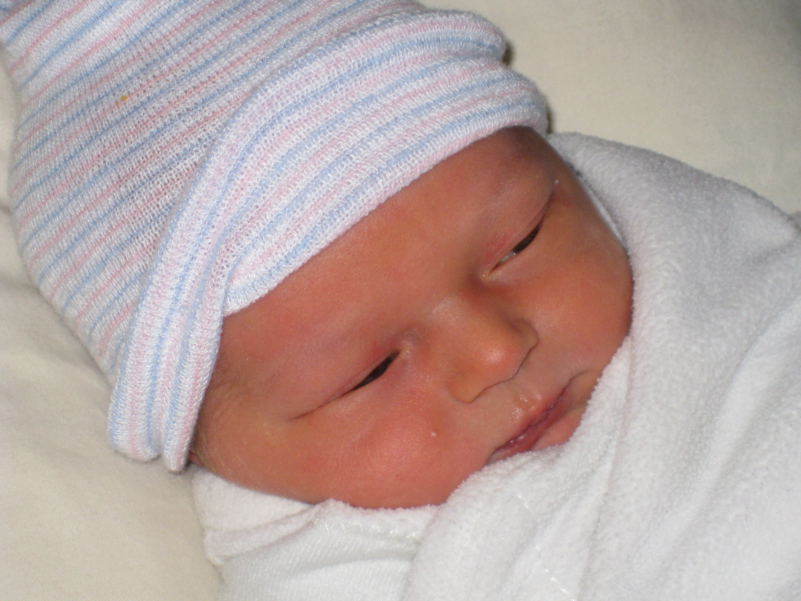 KELLEYPLUS: baby boy Luke- 3 days old