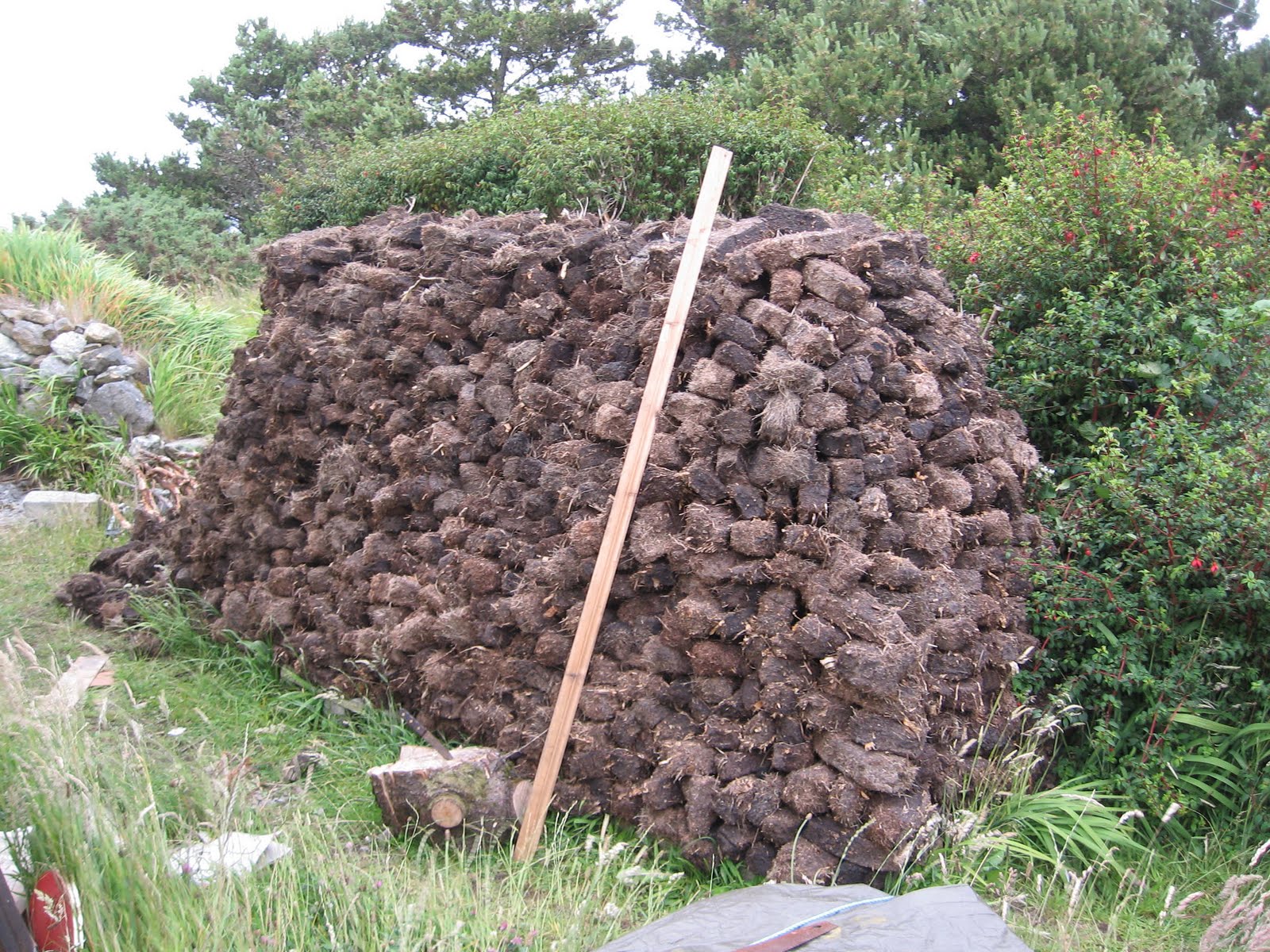 Irish Kitchen Garden - A Connemara Croft: Turf stack