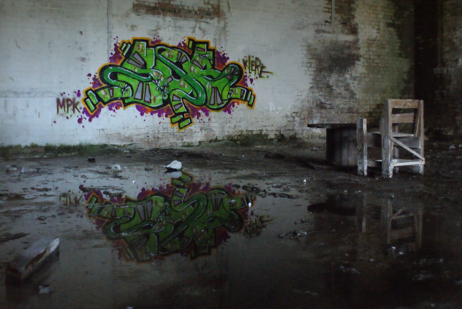 Free Graffiti | Graffiti Creator: SOS