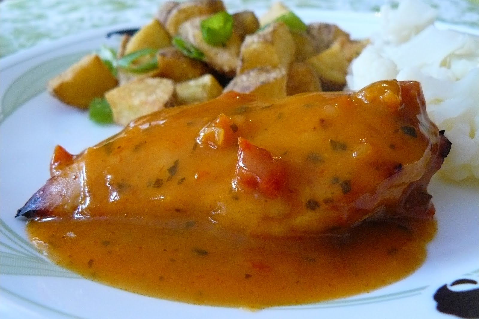 Valérie aux fourneaux!!!: Poitrines de poulet à l'orange, tomates et érable
