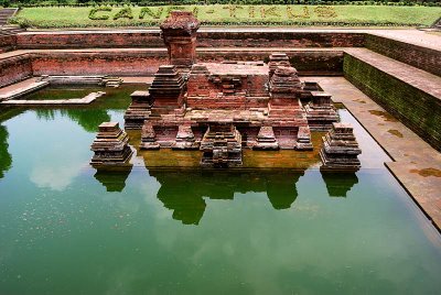 Heritage Tour on Ancient Mojokerto - Indonesia Tourism Boards
