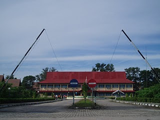 .: Fakultas Ilmu Sosial dan Ilmu Politik (FISIP) Universitas Riau