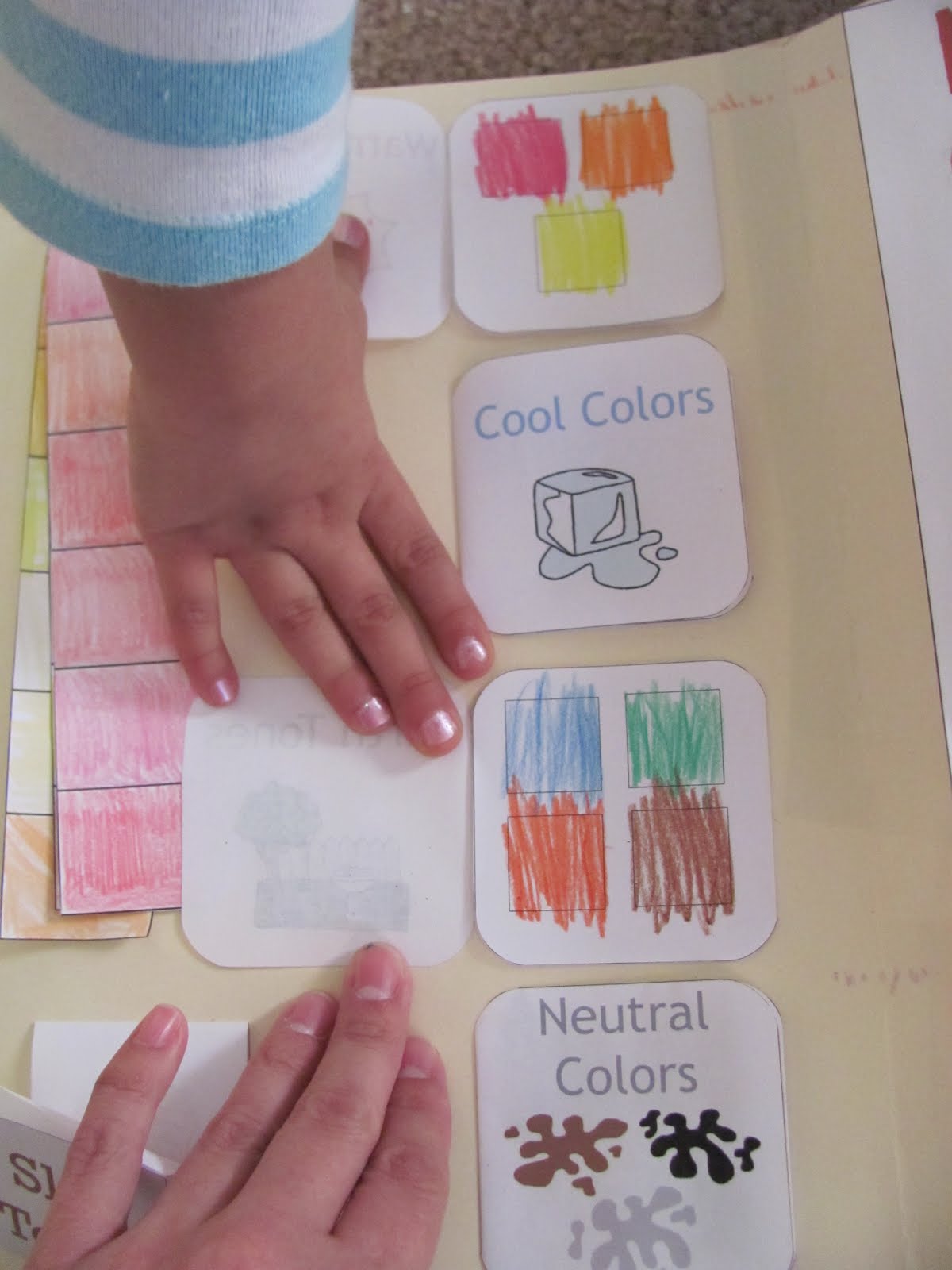 My Two Happy Homeschoolers: Color Lapbook--Finally Finished