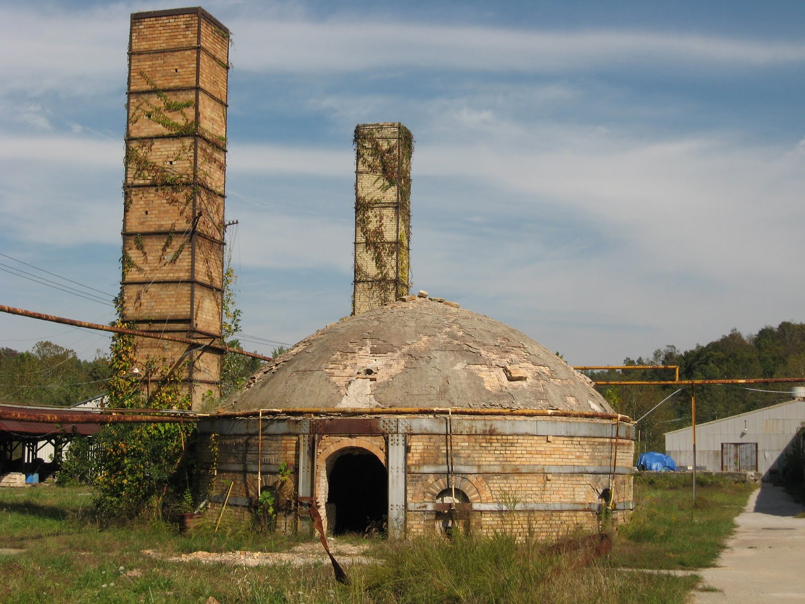 Kentucky Brick Man: Beehive kiln in Hitchins,Ky.