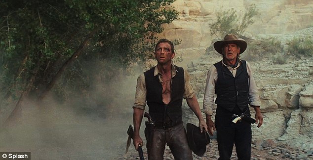 Daniel Craig Fighting Aliens In New Movie - Cowboys & Aliens - Technica ...