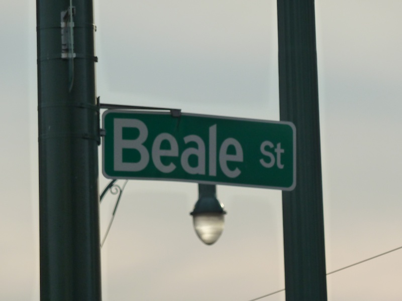 Four-Bit Room Goes Camping: Days 42 & 43: Navy Base, Elvis and BBQ in Beale