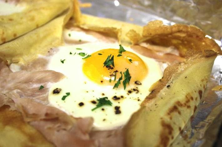 Fooditka: Basic Crepes Turn into Fancy Crepes