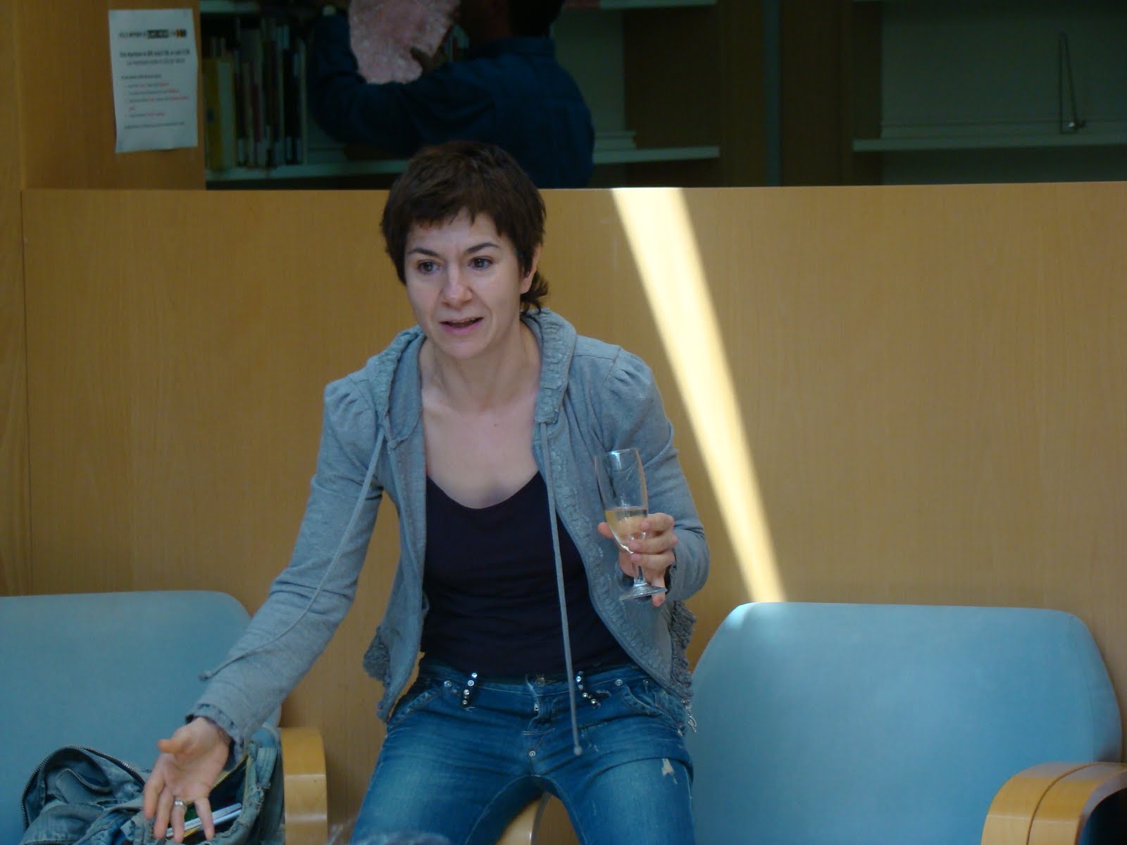 Biblioteca Municipal Ramon Bosch de Noya: XERRADA AMB L’ESCRIPTORA ...