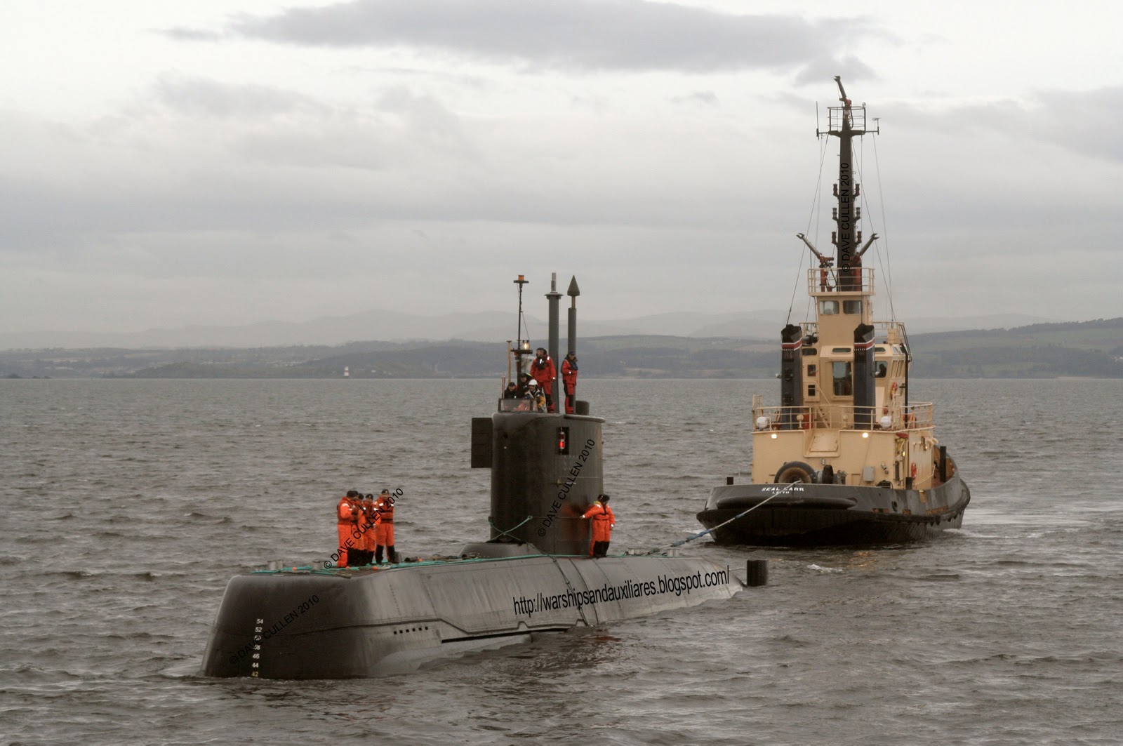 Warships and Auxiliaries: 15 Oct 2010