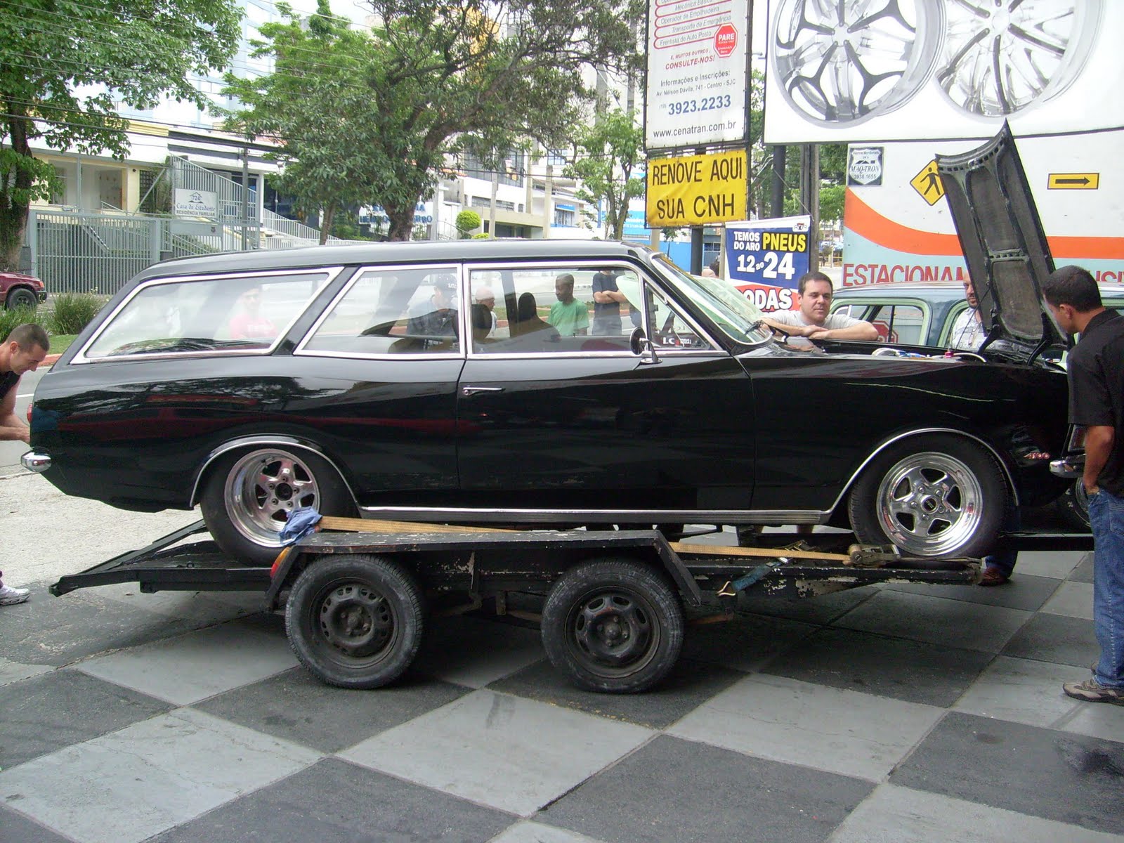 lc3 pneus e rodas: Caravan Turbo de Arrancada