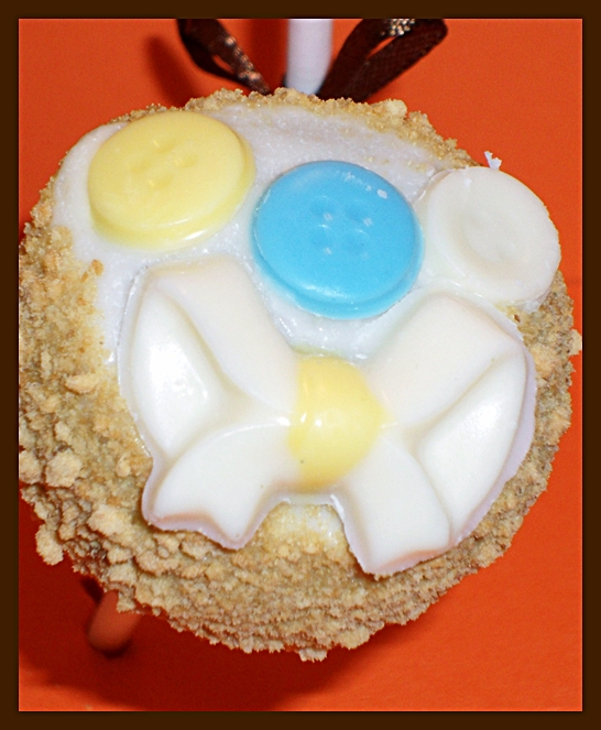 Hero Cake Pops: Working Woman Heroine Cake Pops.