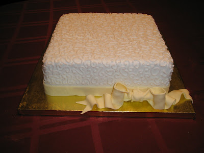 The Cake Engineer: Elegant Square Cake