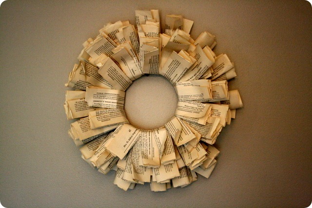 Booklicious: Make Your Own Book Wreath