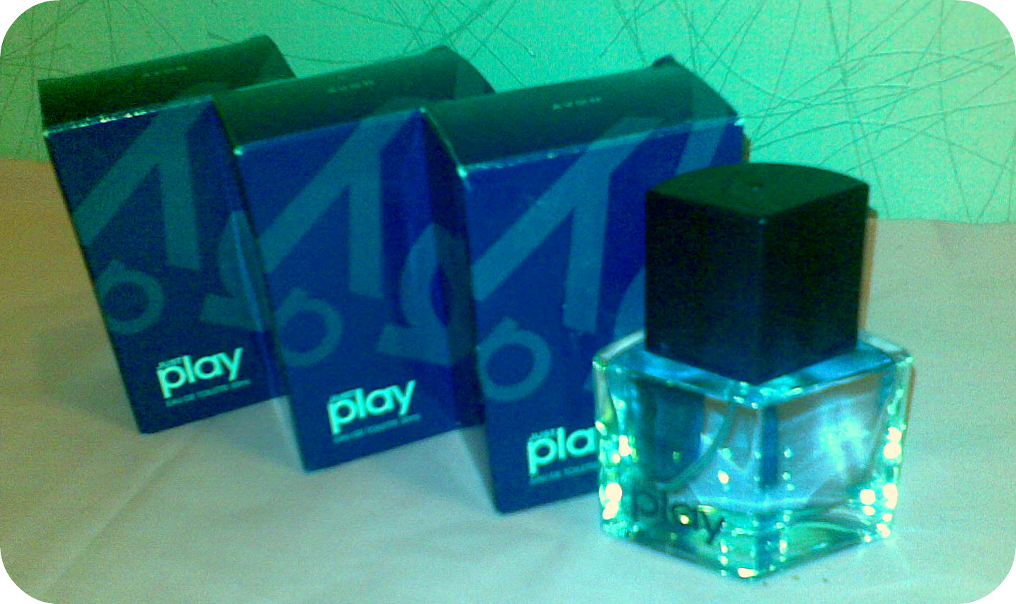 Cosmetic Shop Zone: AVON Price Cutdown