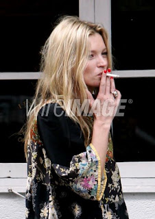 Smoking Celebrities: Kate Moss