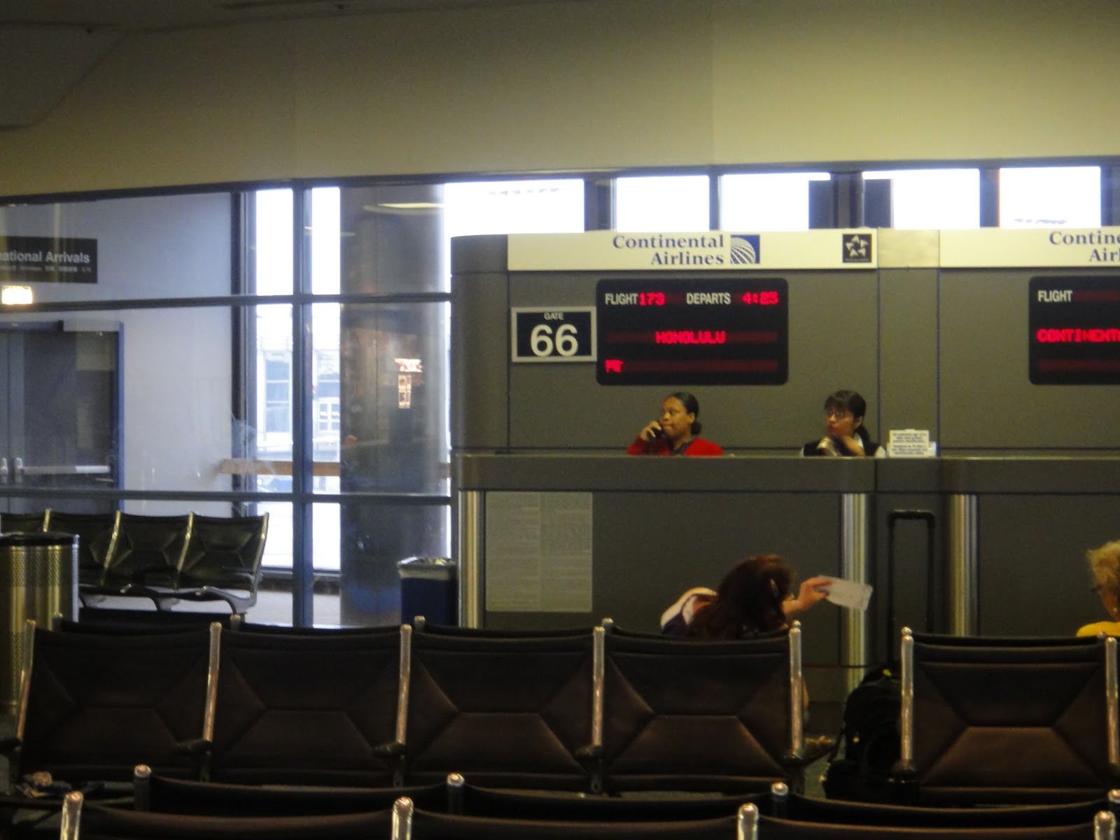 Going for Platinum - Part 3, Los Angeles to Honolulu Continental First ...