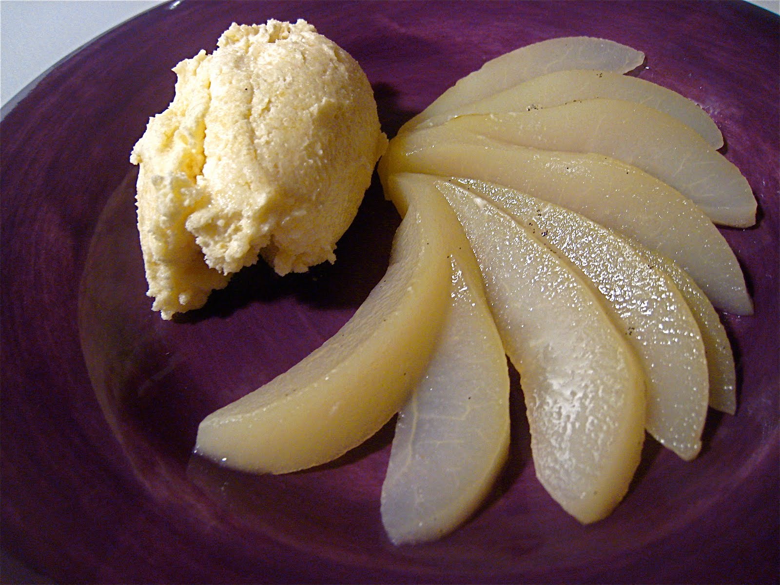 KITCHEN FIDDLER : Poached Pears
