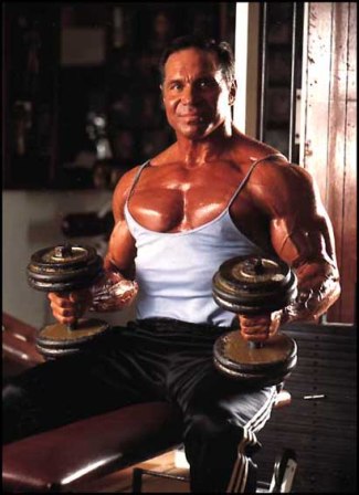 world bodybuilders pictures: oldage beautiful muscles american man ...