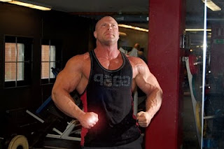 world bodybuilders pictures: lars ostling in swedish gym