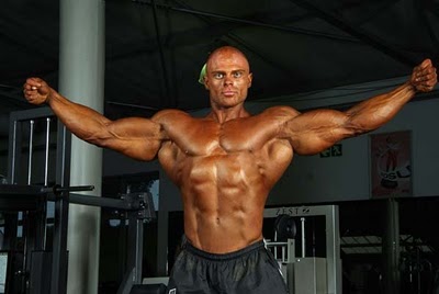 world bodybuilders pictures: bodybuilder marius dohne in national gym