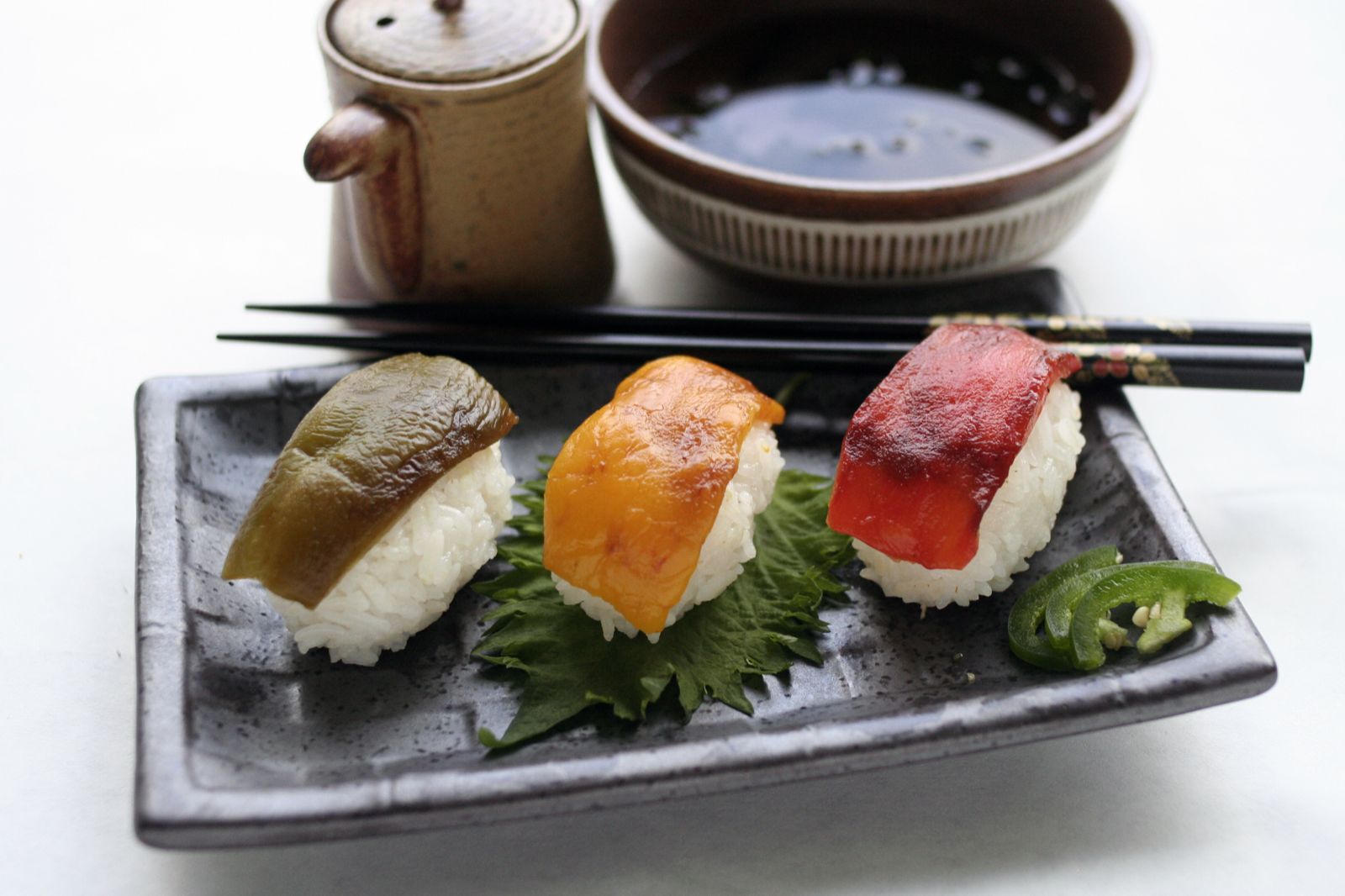 FOODjimoto: Roasted Pepper Sushi