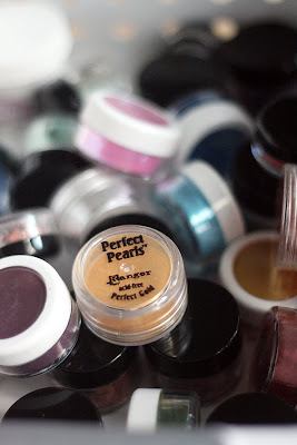 Lotus Paperie: Tuesday Tutorials - Perfect Pearls