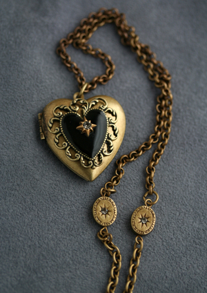 Laura Bee Designs: New Lockets Online and in the Store