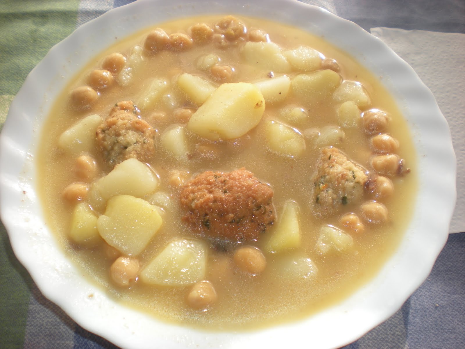 Un Mundo en la Cocina: Cocido Catalán (escudella i carn d'olla)