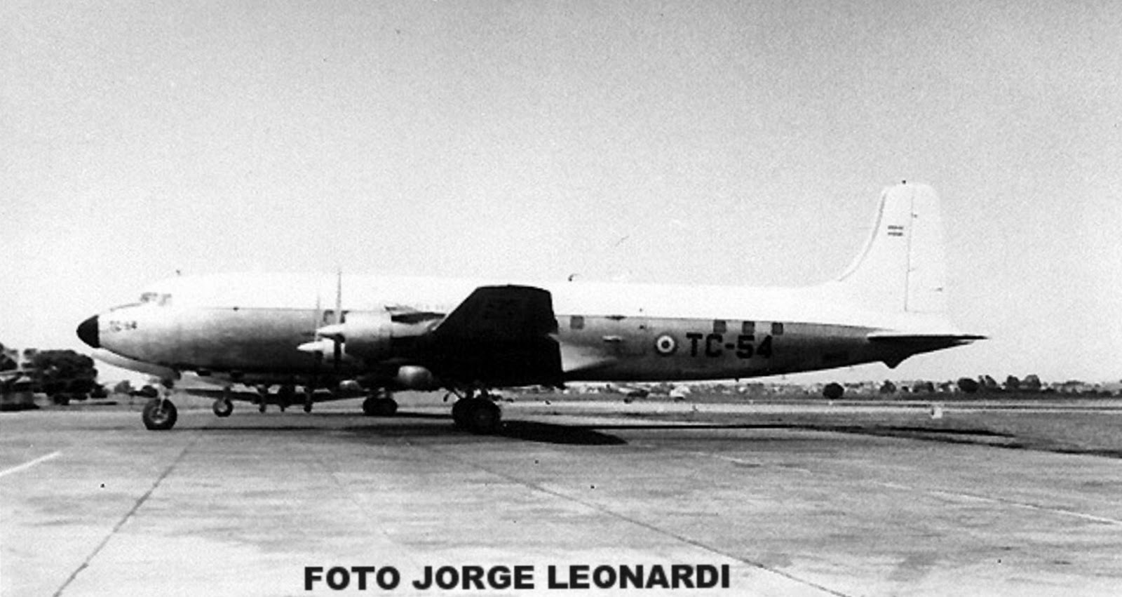 Historias Individuales: TC-54, Douglas DC-6B c/n 44102/388