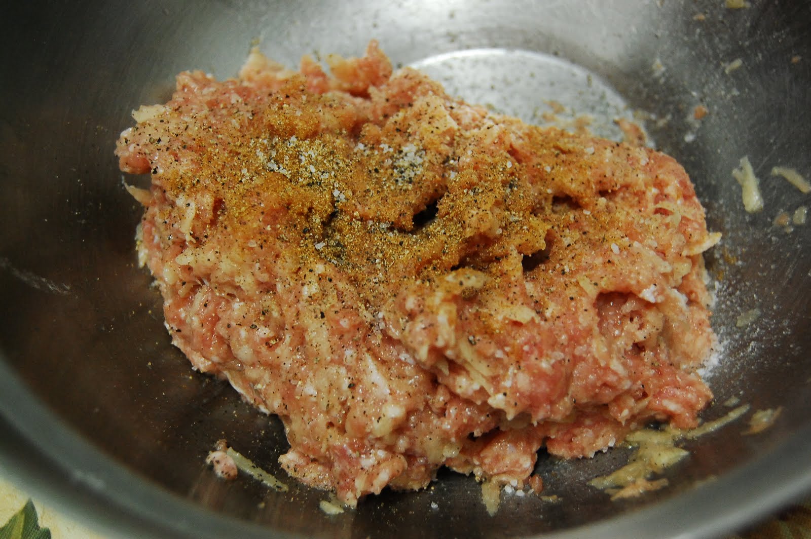 Buttercup's Kitchen: first attempt at Russian Katleta (meatball)