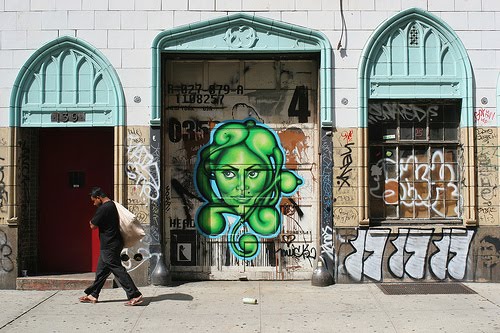 graffiti walls: 10++ (Best) Cool Graffiti Design Collection