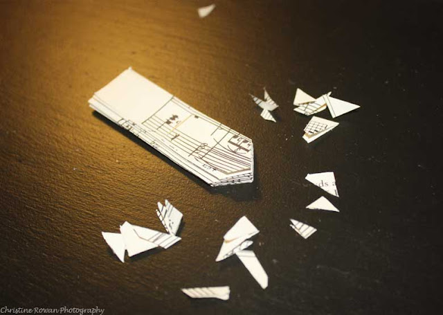 Purple Peacock Weddings: Make It Yourself Monday...Garlands!