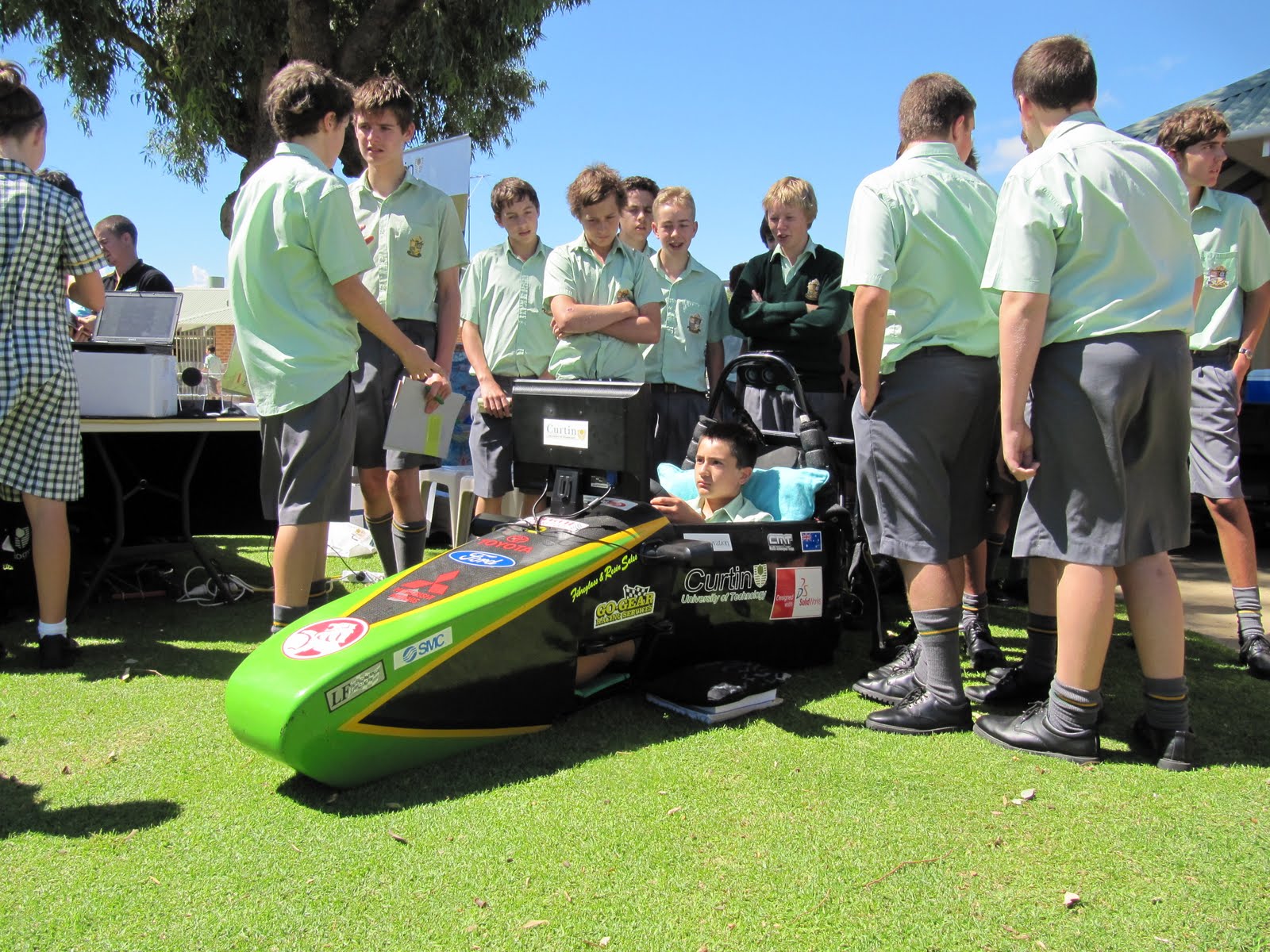Curtin Motorsport Team: CMT 'Stimulates' Frederick Irwin Anglican School