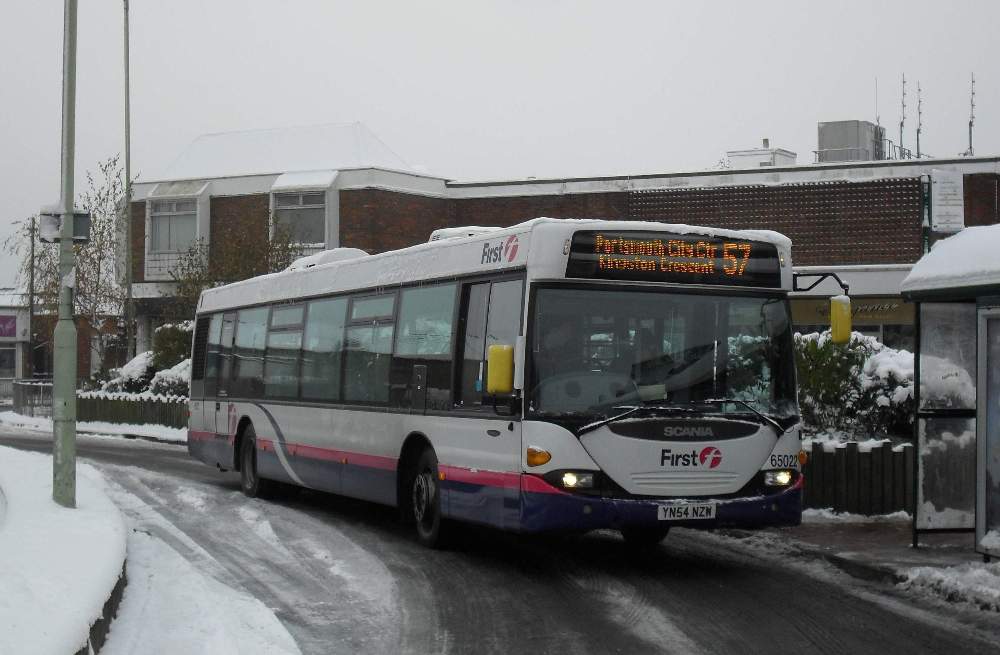 Southern England Bus Scene: Snow Report - part 1